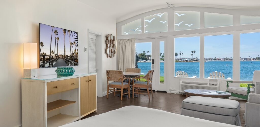 San Diego Mission Bay Hotel | Rooms, Suites & Bungalows